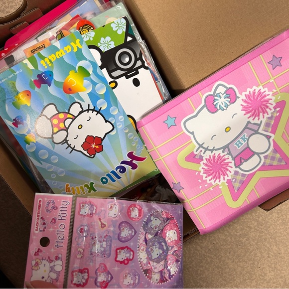 Sanrio | Wall Decor | Hello Kitty Cheerleader Wall Border | Poshmark